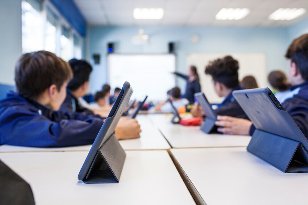 Using Technology to Improve Educational Outcomes | Computeam